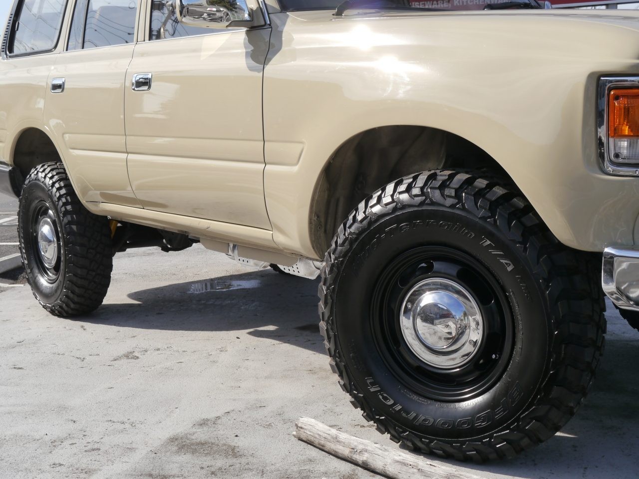 DULTON_MUSASHIMURAYAMA_ダルトン武蔵村山_ランクル80_ランクル86_FD-classic_ランクル丸目_FD-classicホイール｜ランクル専門店カスタム情報ブログ ...