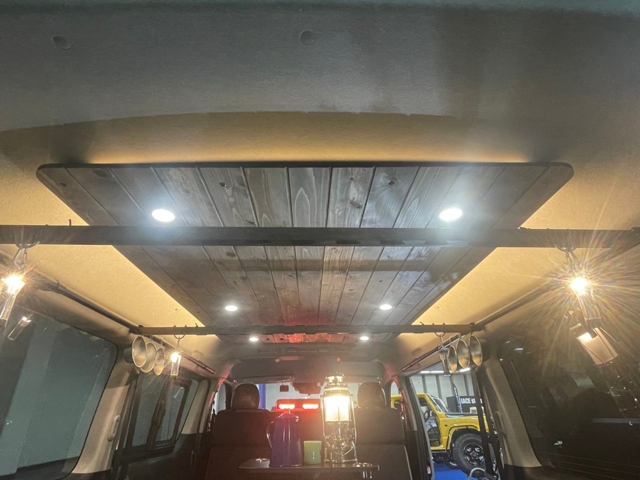 ≪告知≫大阪オートメッセ2024にランクル120系プラド：FD-classic126＆flexdream☆2024NEWデモカー☆ハイエース～車中泊できる街乗り仕様車 FD-BOX V09M ...